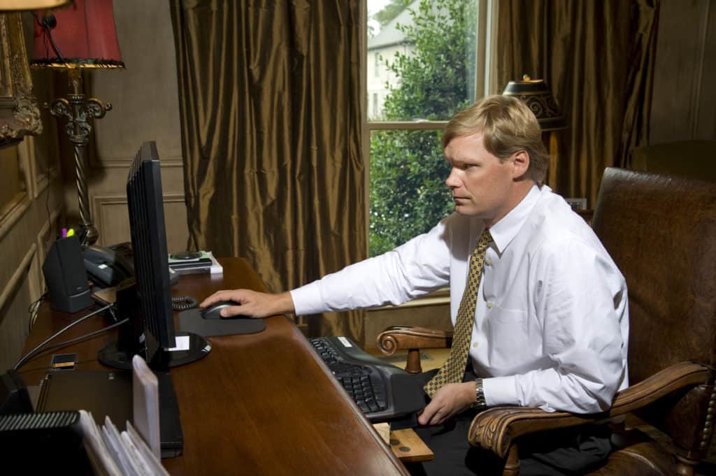 Silent Panic Button: Simple Setup and Easy to Use